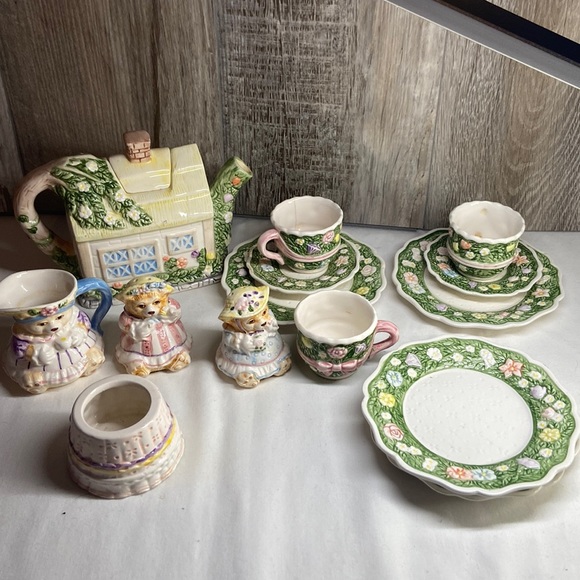 Other | Vintage Alton County Cottage Bears Miniature Tea Set | Poshmark